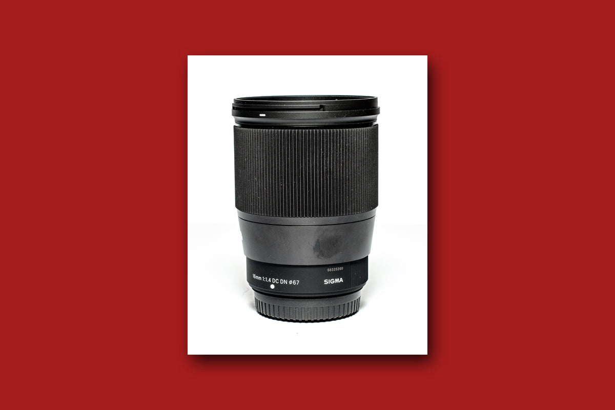 New Glass In Hand At Last – Camera Electronic