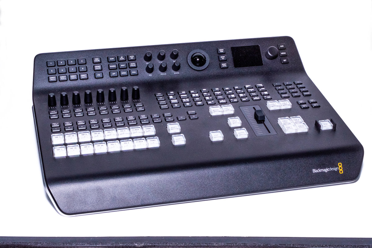 How Could You Resist? Look At That Deck... – Camera Electronic